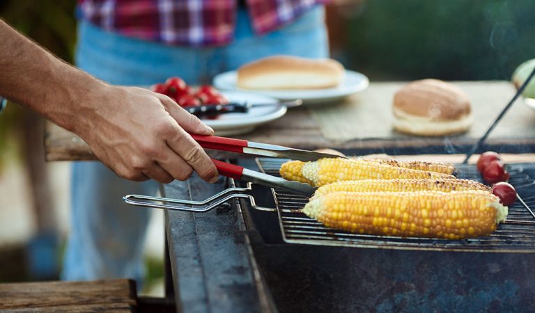 Grill Responsibly: 11 Tips to Green Your Outdoor Grilling - caelusgreenroom